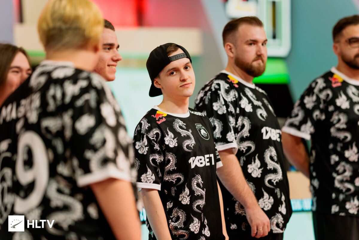 ArtFr0st выставлен на трансфер | ProCyber.me